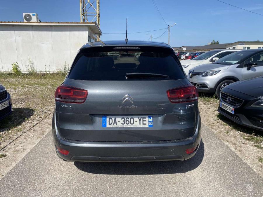 Pelēks Citroen c4-picasso 2013 Viļņa, ar dzinēja tilpumu 1.56 L un nobraukumu 264 tūkst. km par 5450 €, foto 7 vietnē AUTOMOTO.COM.LV
