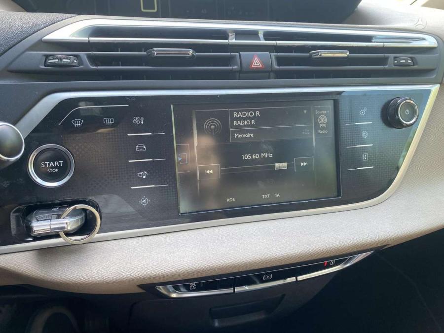 Pelēks Citroen c4-picasso 2013 Viļņa, ar dzinēja tilpumu 1.56 L un nobraukumu 264 tūkst. km par 5450 €, foto 11 vietnē AUTOMOTO.COM.LV