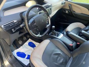 Pelēks Citroen c4-picasso 2013 Viļņa, ar dzinēja tilpumu 1.56 L un nobraukumu 264 tūkst. km par 5400 €, foto 8 vietnē AUTOMOTO.COM.LV