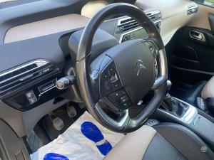 Pelēks Citroen c4-picasso 2013 Viļņa, ar dzinēja tilpumu 1.56 L un nobraukumu 264 tūkst. km par 5400 €, foto 11 vietnē AUTOMOTO.COM.LV