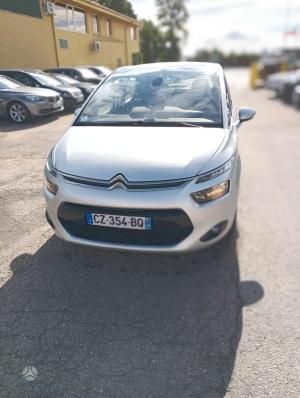 Grey Citroen c4-picasso 2013 in Taurage, with an engine capacity of 1.60 L and mileage of 260 thousand km for 3900 €, photo 3 on AUTOMOTO.COM.LV