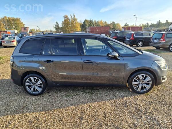 Pelēks Citroen c4-picasso 2014 Rīga, ar dzinēja tilpumu 2.00 L un nobraukumu 285 tūkst. km par 7150 €, foto 2 vietnē AUTOMOTO.COM.LV