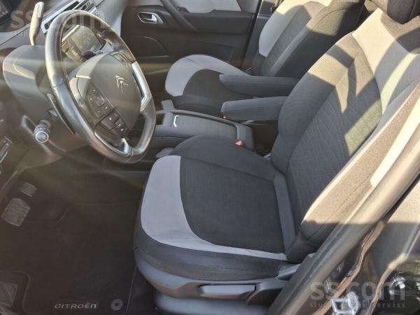 Pelēks Citroen c4-picasso 2014 Rīga, ar dzinēja tilpumu 2.00 L un nobraukumu 285 tūkst. km par 7150 €, foto 7 vietnē AUTOMOTO.COM.LV