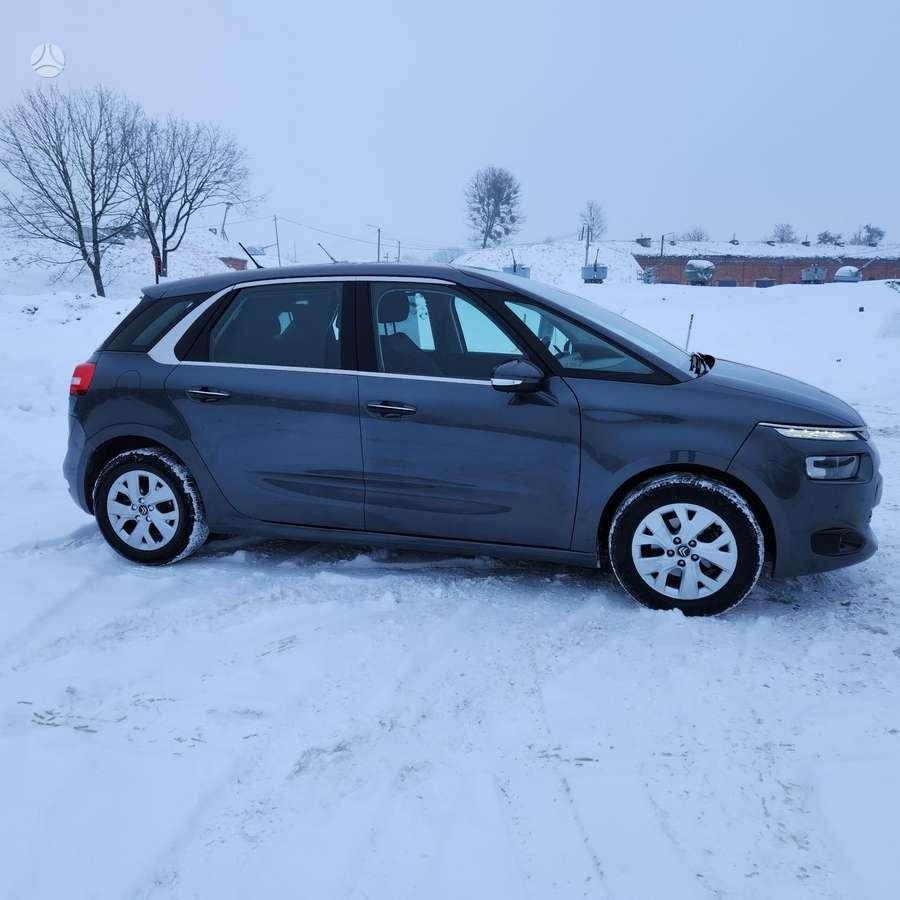 Grey Citroen c4-picasso 2014 in Kaunas, with an engine capacity of 1.56 L and mileage of 276 thousand km for 4650 €, photo 5 on AUTOMOTO.COM.LV