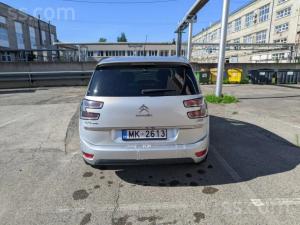 Grey Citroen c4-picasso 2014 in Riga, with an engine capacity of 2.00 L and mileage of 205 thousand km for 7400 €, photo 4 on AUTOMOTO.COM.LV