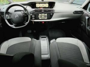 Grey Citroen c4-picasso 2014 in Siauliai, with an engine capacity of 1.56 L and mileage of 230 thousand km for 5500 €, photo 9 on AUTOMOTO.COM.LV