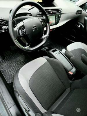 Grey Citroen c4-picasso 2014 in Siauliai, with an engine capacity of 1.56 L and mileage of 230 thousand km for 5500 €, photo 11 on AUTOMOTO.COM.LV