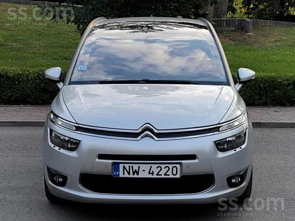 Grey Citroen c4-picasso 2014 in Jurmala, with an engine capacity of 2.00 L and mileage of 253 thousand km for 5990 €, photo 3 on AUTOMOTO.COM.LV