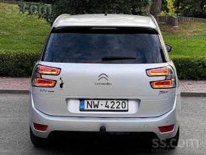 Grey Citroen c4-picasso 2014 in Jurmala, with an engine capacity of 2.00 L and mileage of 253 thousand km for 5990 €, photo 5 on AUTOMOTO.COM.LV