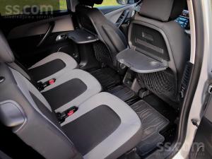 Grey Citroen c4-picasso 2014 in Jurmala, with an engine capacity of 2.00 L and mileage of 253 thousand km for 5990 €, photo 11 on AUTOMOTO.COM.LV
