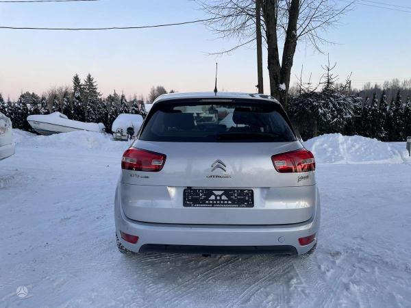 Grey Citroen c4-picasso 2015 in Kursenai, with an engine capacity of 2.00 L and mileage of 185 thousand km for 7200 €, photo 6 on AUTOMOTO.COM.LV