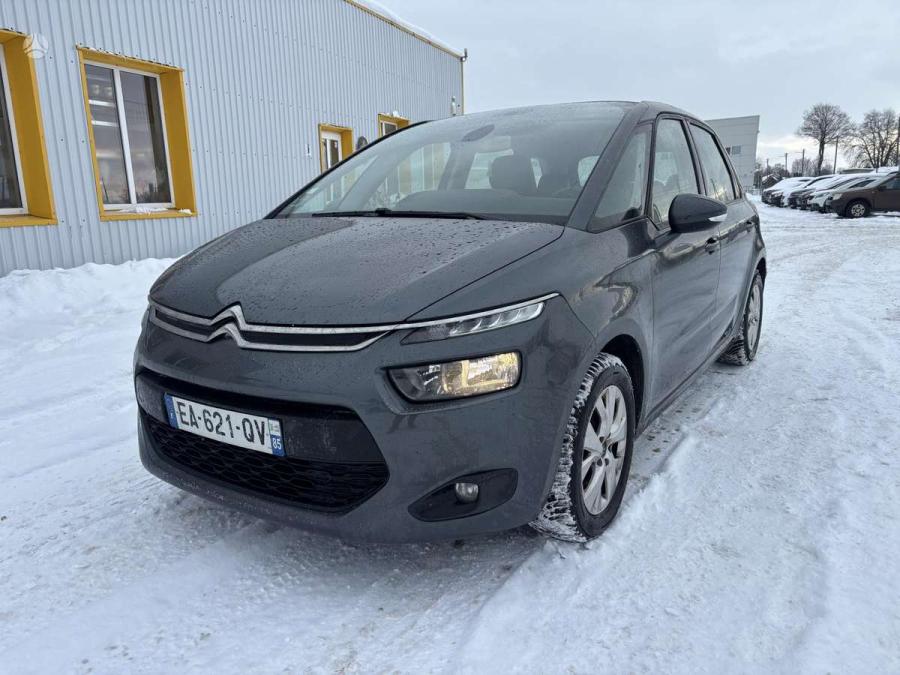 Grey Citroen c4-picasso 2015 in Taurage, with an engine capacity of 1.56 L and mileage of 200 thousand km for 4500 €, photo 1 on AUTOMOTO.COM.LV
