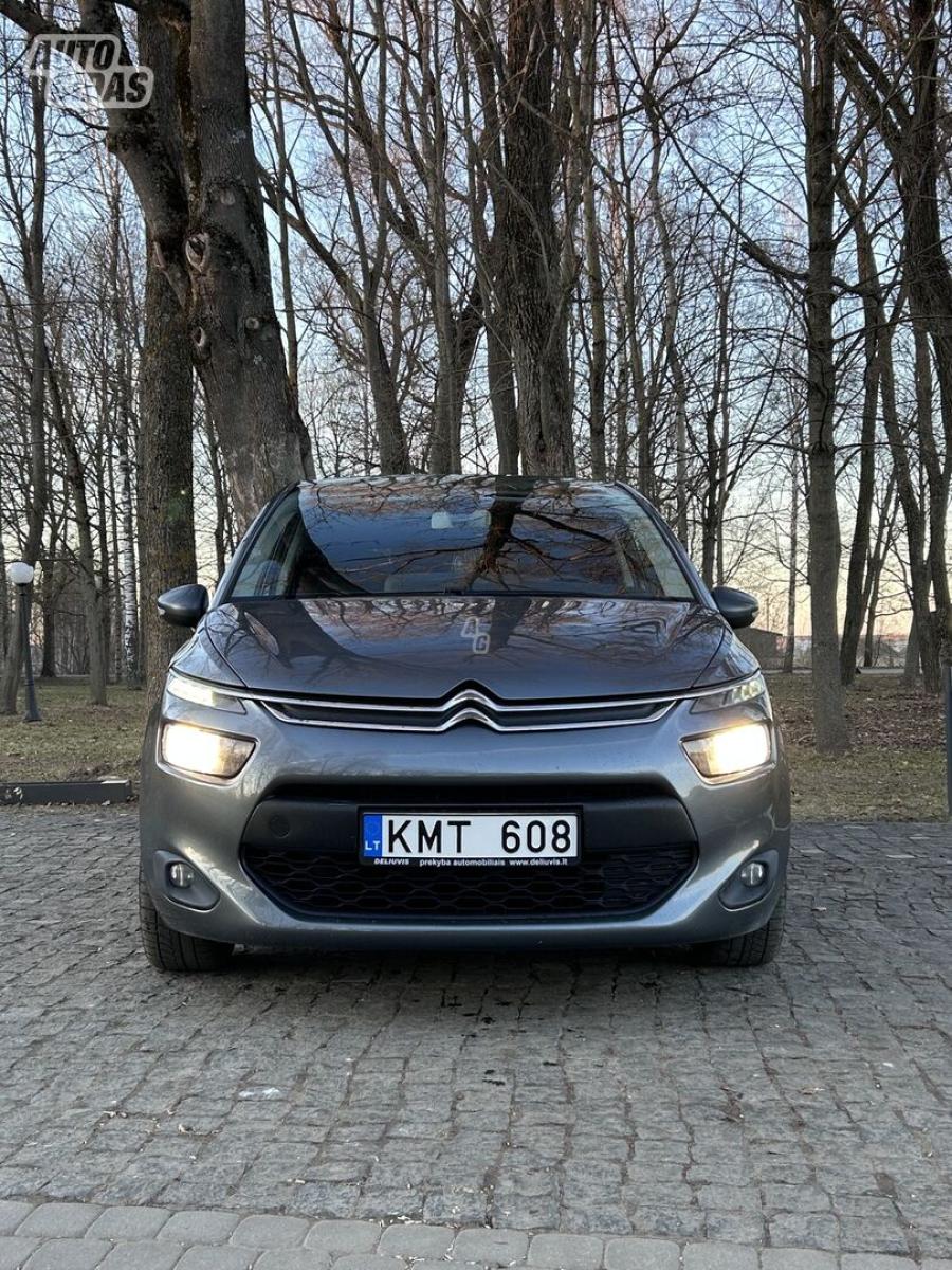 Pelēks Citroen c4-picasso 2015 Panevēža, ar dzinēja tilpumu 1.60 L un nobraukumu 334 tūkst. km par 4500 €, foto 1 vietnē AUTOMOTO.COM.LV