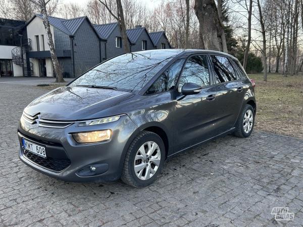 Pelēks Citroen c4-picasso 2015 Panevēža, ar dzinēja tilpumu 1.60 L un nobraukumu 334 tūkst. km par 4500 €, foto 3 vietnē AUTOMOTO.COM.LV