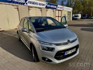 Pelēks Citroen c4-picasso 2015 Liepāja, ar dzinēja tilpumu 2.00 L un nobraukumu 225 tūkst. km par 5900 €, foto 3 vietnē AUTOMOTO.COM.LV