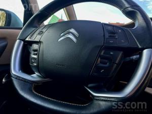 Pelēks Citroen c4-picasso 2015 Liepāja, ar dzinēja tilpumu 2.00 L un nobraukumu 225 tūkst. km par 5900 €, foto 22 vietnē AUTOMOTO.COM.LV