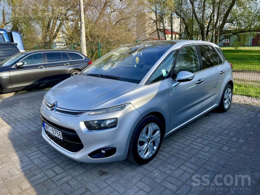 Pelēks Citroen c4-picasso 2015 Liepāja, ar dzinēja tilpumu 2.00 L un nobraukumu 225 tūkst. km par 5900 €, foto 28 vietnē AUTOMOTO.COM.LV