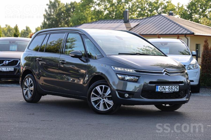 Pelēks Citroen c4-picasso 2015 Jelgava, ar dzinēja tilpumu 1.20 L un nobraukumu 0 tūkst. km par 7990 €, foto 4 vietnē AUTOMOTO.COM.LV