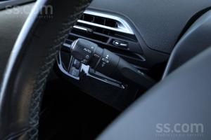 Pelēks Citroen c4-picasso 2015 Jelgava, ar dzinēja tilpumu 1.20 L un nobraukumu 0 tūkst. km par 7990 €, foto 25 vietnē AUTOMOTO.COM.LV