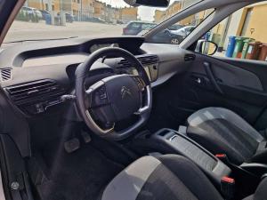 Pelēks Citroen c4-picasso 2015 Kauņa, ar dzinēja tilpumu 1.56 L un nobraukumu 284 tūkst. km par 5350 €, foto 13 vietnē AUTOMOTO.COM.LV