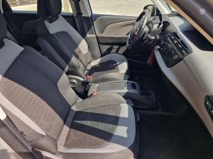 Pelēks Citroen c4-picasso 2015 Kauņa, ar dzinēja tilpumu 1.56 L un nobraukumu 284 tūkst. km par 5350 €, foto 20 vietnē AUTOMOTO.COM.LV