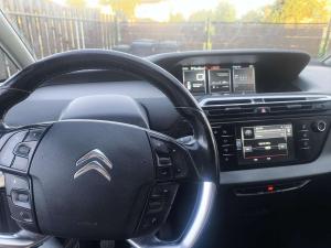 Pelēks Citroen c4-picasso 2015 Viļņa, ar dzinēja tilpumu 1.60 L un nobraukumu 311 tūkst. km par 3850 €, foto 12 vietnē AUTOMOTO.COM.LV