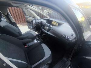 Pelēks Citroen c4-picasso 2015 Viļņa, ar dzinēja tilpumu 1.60 L un nobraukumu 311 tūkst. km par 3850 €, foto 13 vietnē AUTOMOTO.COM.LV