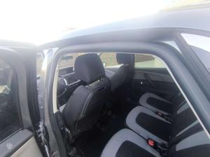 Pelēks Citroen c4-picasso 2015 Viļņa, ar dzinēja tilpumu 1.60 L un nobraukumu 311 tūkst. km par 3850 €, foto 16 vietnē AUTOMOTO.COM.LV