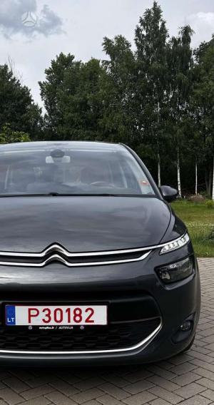 Pelēks Citroen c4-picasso 2015 Utena, ar dzinēja tilpumu 1.56 L un nobraukumu 301 tūkst. km par 4950 €, foto 9 vietnē AUTOMOTO.COM.LV