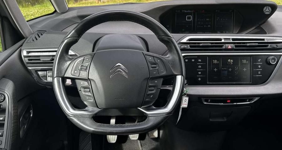 Pelēks Citroen c4-picasso 2015 Utena, ar dzinēja tilpumu 1.56 L un nobraukumu 301 tūkst. km par 4950 €, foto 22 vietnē AUTOMOTO.COM.LV