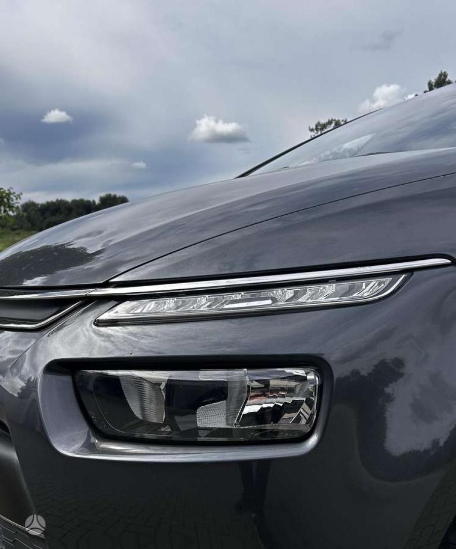 Pelēks Citroen c4-picasso 2015 Utena, ar dzinēja tilpumu 1.56 L un nobraukumu 301 tūkst. km par 4950 €, foto 34 vietnē AUTOMOTO.COM.LV