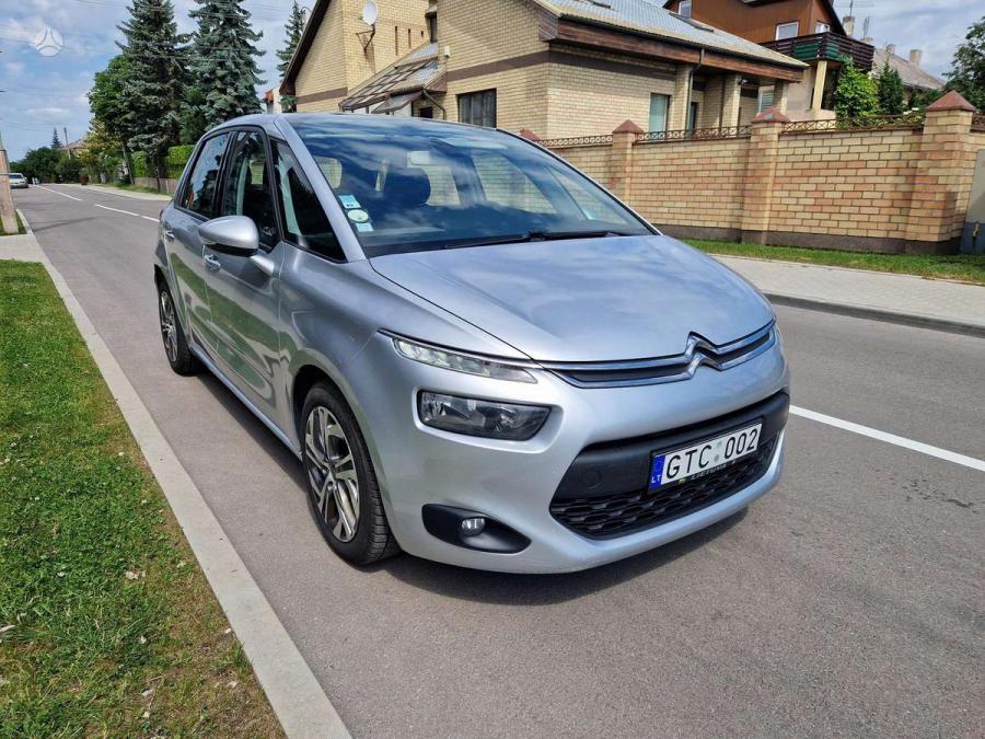 Pelēks Citroen c4-picasso 2015 Kauņa, ar dzinēja tilpumu 1.56 L un nobraukumu 284 tūkst. km par 4900 €, foto 4 vietnē AUTOMOTO.COM.LV