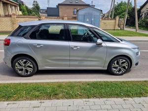 Pelēks Citroen c4-picasso 2015 Kauņa, ar dzinēja tilpumu 1.56 L un nobraukumu 284 tūkst. km par 4900 €, foto 5 vietnē AUTOMOTO.COM.LV