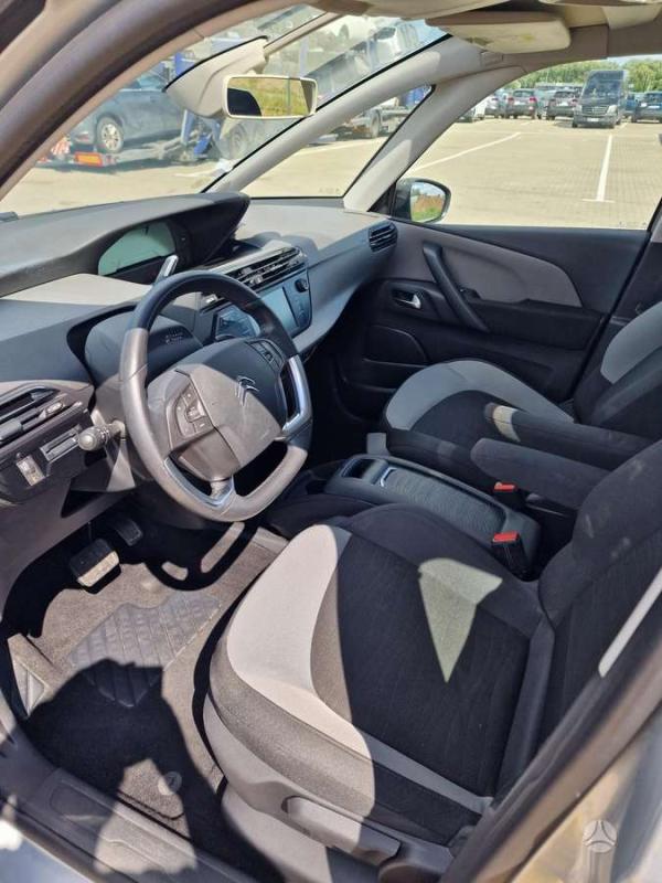 Pelēks Citroen c4-picasso 2015 Tauragė, ar dzinēja tilpumu 1.56 L un nobraukumu 229 tūkst. km par 4700 €, foto 9 vietnē AUTOMOTO.COM.LV