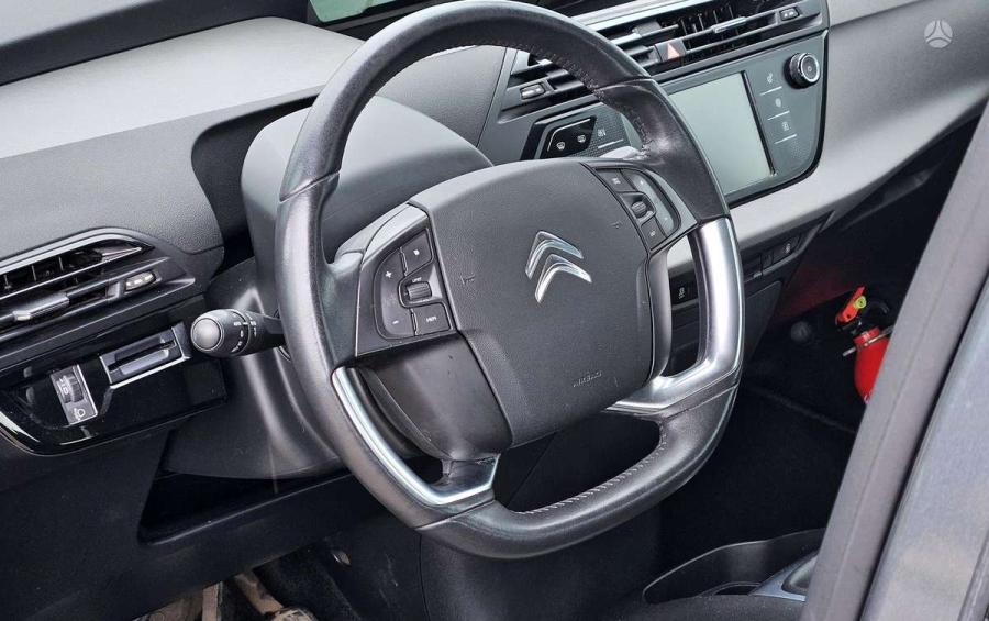 Pelēks Citroen c4-picasso 2015 Tauragė, ar dzinēja tilpumu 1.56 L un nobraukumu 207 tūkst. km par 4800 €, foto 14 vietnē AUTOMOTO.COM.LV