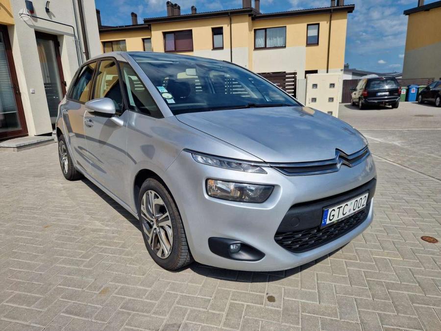 Grey Citroen c4-picasso 2015 in Kaunas, with an engine capacity of 1.56 L and mileage of 284 thousand km for 4700 €, photo 4 on AUTOMOTO.COM.LV
