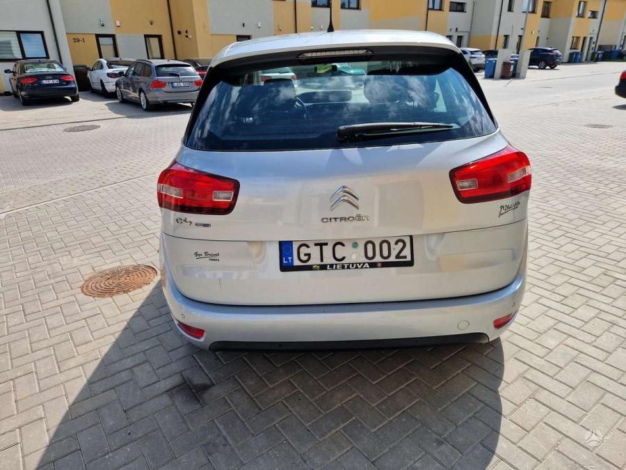 Grey Citroen c4-picasso 2015 in Kaunas, with an engine capacity of 1.56 L and mileage of 284 thousand km for 4700 €, photo 8 on AUTOMOTO.COM.LV