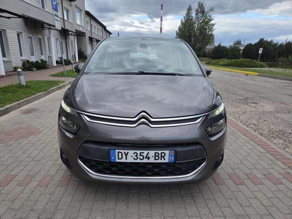 Pelēks Citroen c4-picasso 2015 Viļņa, ar dzinēja tilpumu 1.56 L un nobraukumu 213 tūkst. km par 5900 €, foto 3 vietnē AUTOMOTO.COM.LV