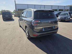 Grey Citroen c4-picasso 2015 in Ukmerge, with an engine capacity of 1.56 L and mileage of 200 thousand km for 4650 €, photo 8 on AUTOMOTO.COM.LV