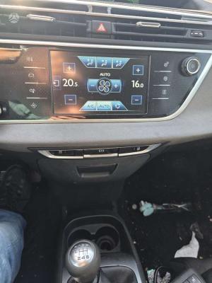Grey Citroen c4-picasso 2015 in Ukmerge, with an engine capacity of 1.56 L and mileage of 200 thousand km for 4650 €, photo 15 on AUTOMOTO.COM.LV