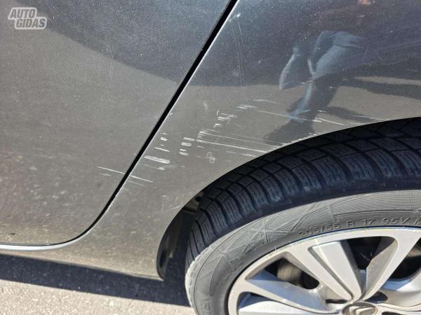 Grey Citroen c4-picasso 2015 in Ukmerge, with an engine capacity of 1.60 L and mileage of 200 thousand km for 4650 €, photo 9 on AUTOMOTO.COM.LV