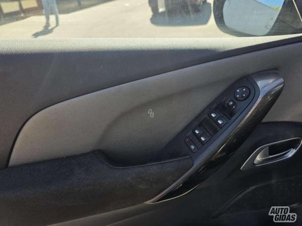 Grey Citroen c4-picasso 2015 in Ukmerge, with an engine capacity of 1.60 L and mileage of 200 thousand km for 4650 €, photo 11 on AUTOMOTO.COM.LV