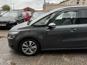 Pelēks Citroen c4-picasso 2015 Daugavpils, ar dzinēja tilpumu 2.00 L un nobraukumu 0 tūkst. km par 6950 €, foto 8 vietnē AUTOMOTO.COM.LV