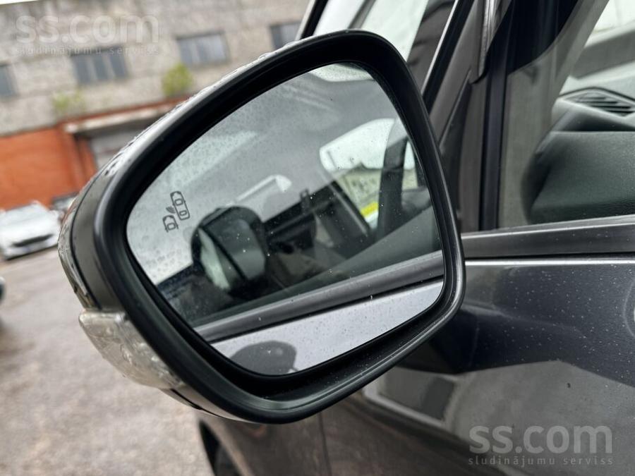 Pelēks Citroen c4-picasso 2015 Daugavpils, ar dzinēja tilpumu 2.00 L un nobraukumu 0 tūkst. km par 6950 €, foto 15 vietnē AUTOMOTO.COM.LV