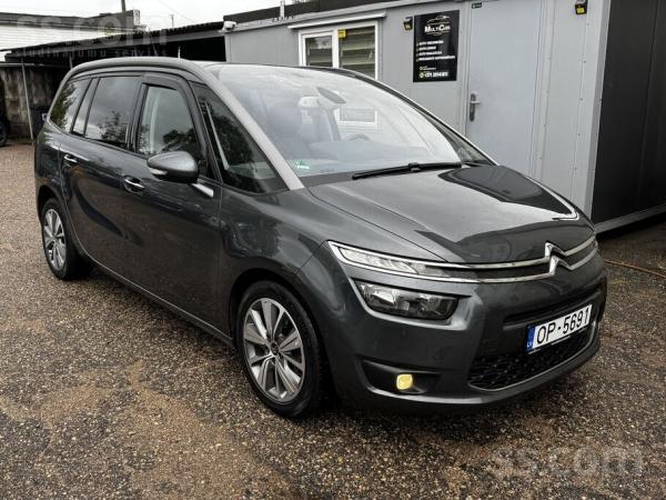 Pelēks Citroen c4-picasso 2015 Daugavpils, ar dzinēja tilpumu 2.00 L un nobraukumu 0 tūkst. km par 6950 €, foto 1 vietnē AUTOMOTO.COM.LV