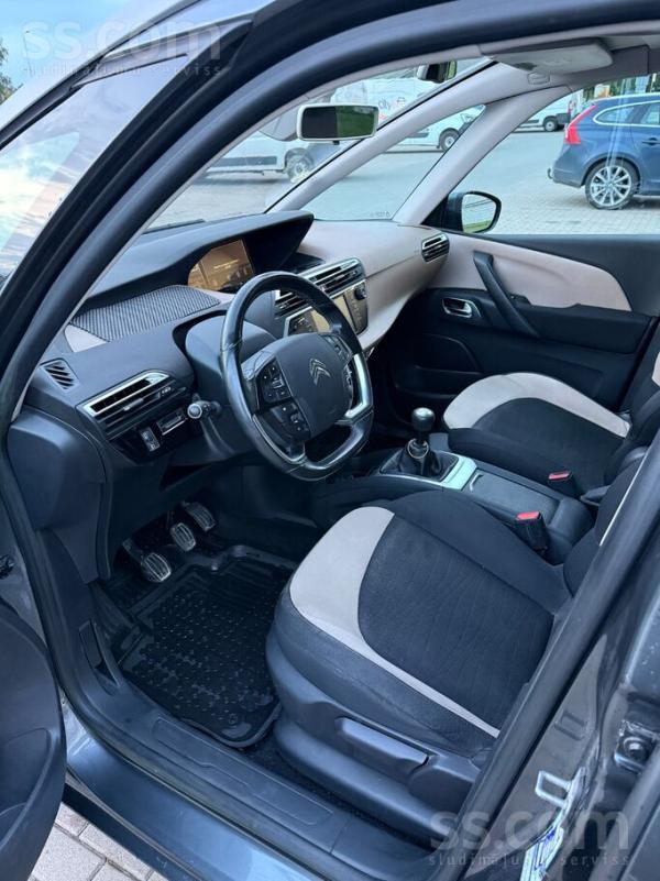Pelēks Citroen c4-picasso 2015 Rīga, ar dzinēja tilpumu 1.60 L un nobraukumu 232 tūkst. km par 6700 €, foto 8 vietnē AUTOMOTO.COM.LV