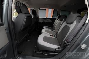 Pelēks Citroen c4-picasso 2015 Jelgava, ar dzinēja tilpumu 1.20 L un nobraukumu 166 tūkst. km par 6500 €, foto 9 vietnē AUTOMOTO.COM.LV