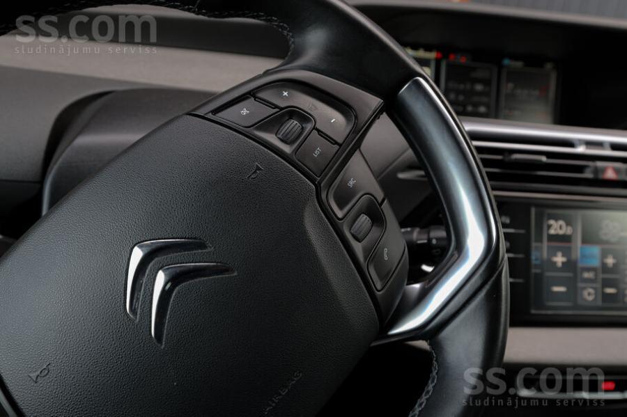 Pelēks Citroen c4-picasso 2015 Jelgava, ar dzinēja tilpumu 1.20 L un nobraukumu 166 tūkst. km par 6500 €, foto 20 vietnē AUTOMOTO.COM.LV