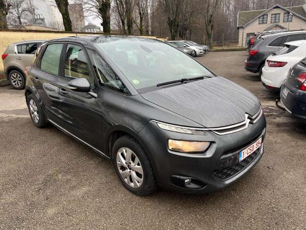 Grey Citroen c4-picasso 2016 in Taurage, with an engine capacity of 1.56 L and mileage of 260 thousand km for 4300 €, photo 1 on AUTOMOTO.COM.LV