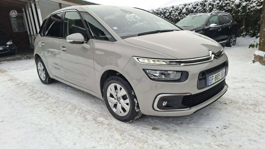 Grey Citroen c4-picasso 2016 in Kaunas, with an engine capacity of 1.56 L and mileage of 190 thousand km for 5950 €, photo 4 on AUTOMOTO.COM.LV